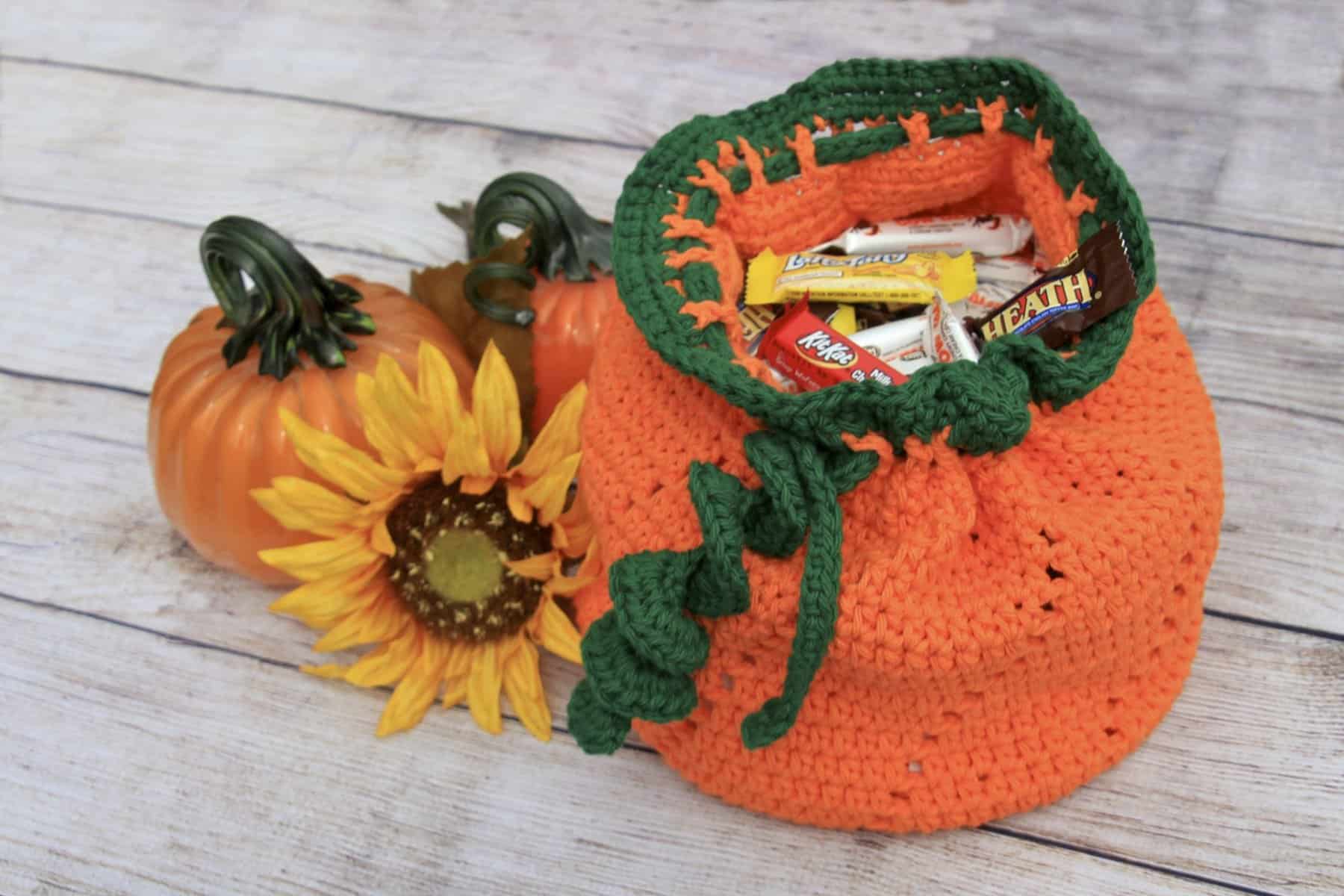 Pumpkin Crochet Bag free crochet pattern - Nana's Crafty Home