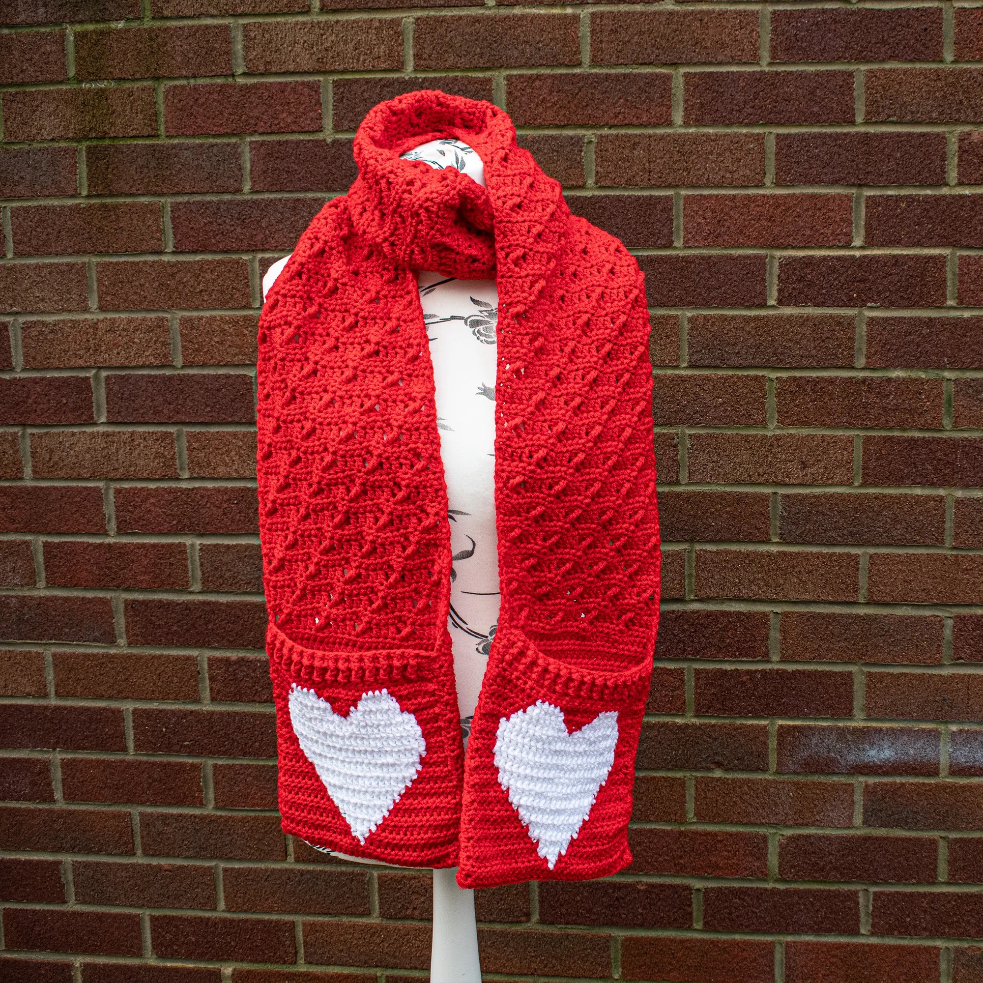 Scarf with Pockets Crochet Pattern Roundup - FREE Patterns!